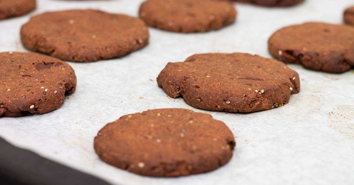 Raw Cacao Cookies | Taste For Life